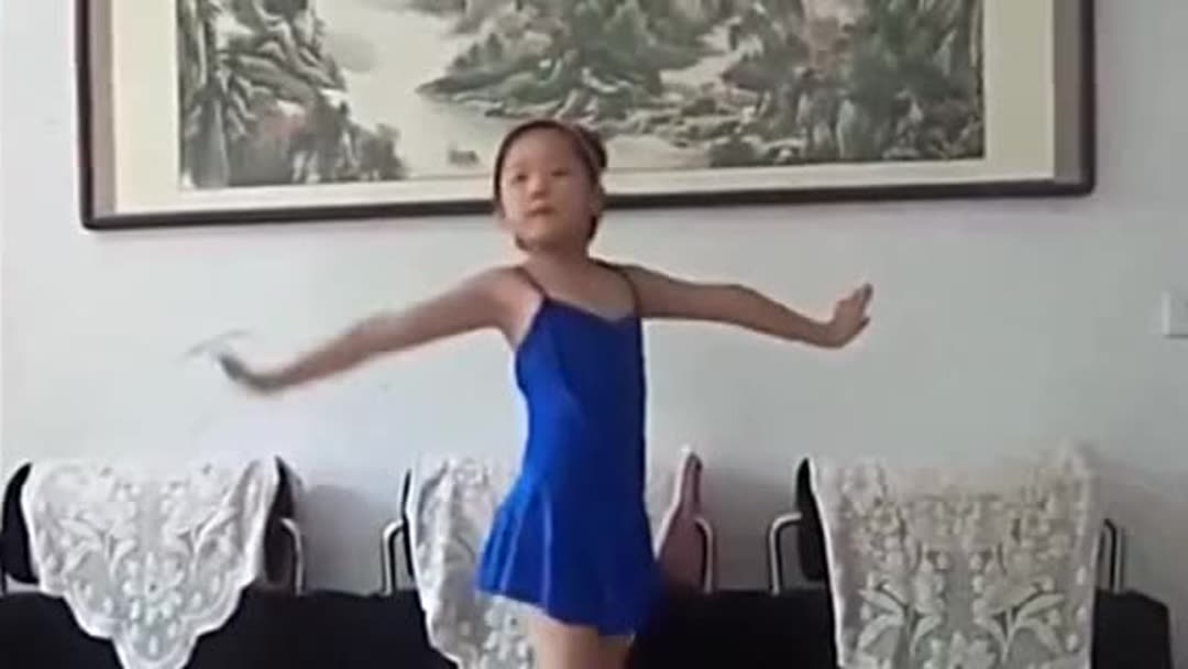 睫毛弯弯舞蹈教学视频 儿童舞蹈 睫毛弯弯 高清版 舞蹈教学
