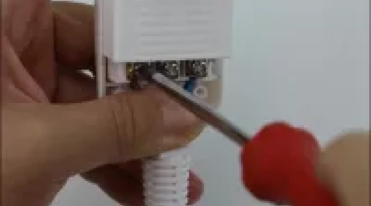 漏电保护插头接线说明