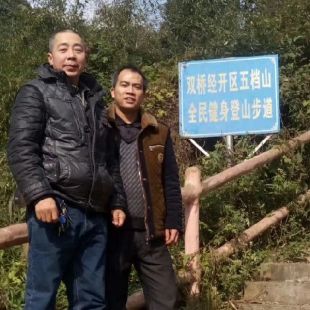 传奇人物二师兄 