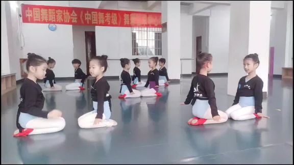 #舞蹈 #舞蹈课堂随拍 快乐运动,健康生活