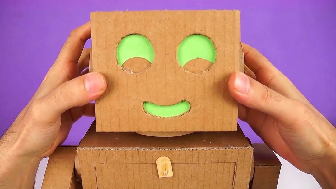 创意手工,快递纸箱不要扔,低成本DIY制作玩具机器人…