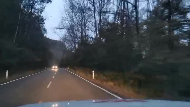 猜猜时速多少?我就不让你们看里程表了,怕举报我!