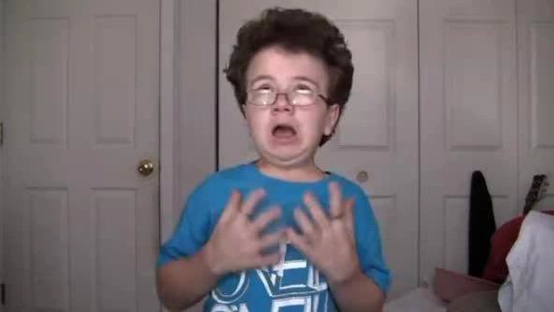 小表情帝演技无人能敌 演绎无实物表演神韵