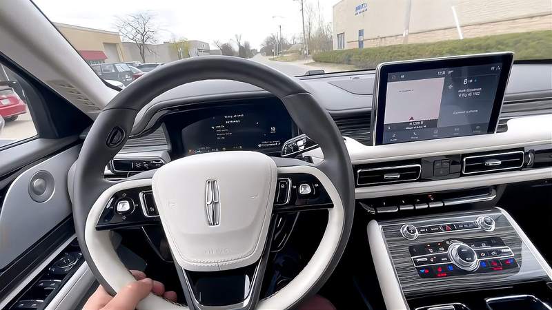 2021款林肯飞行家全方位展示,静态体验外观内饰后,买不买看着办