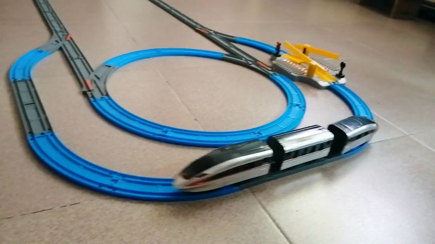 《灵动创想,高铁模型》CR400AF型动车组模型试玩