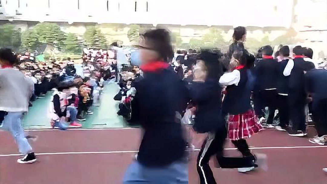 校园消防逃生演练