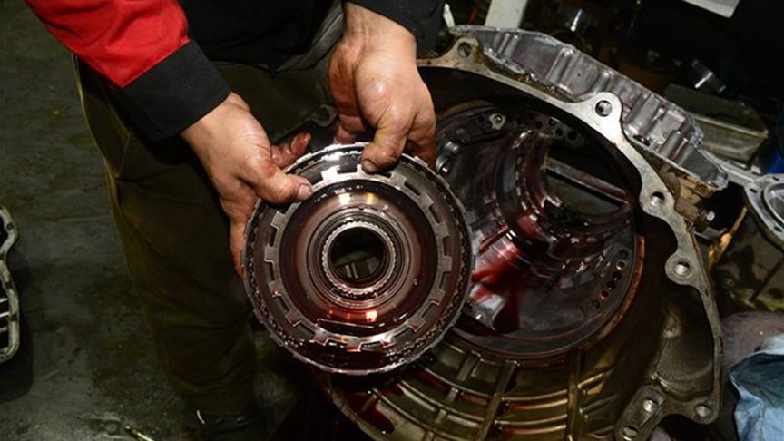 发动机功率下降加速无力,连涡轮增压也不理想,机油和积碳在作怪