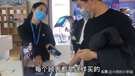 出去买手机,看了几款连样机都没有,这是让我们盲买吗?