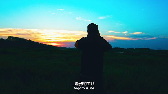 世界你好,这里是武汉!