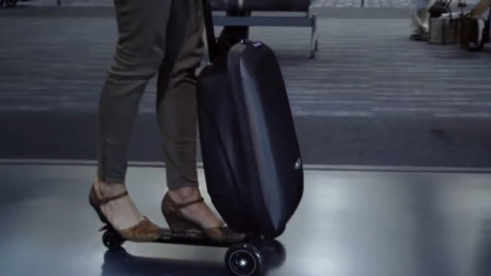 全球首款电动折叠滑板车,一次可跑80公里,时速30KM