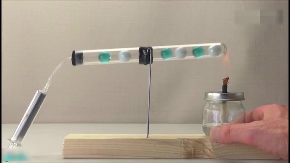 制作的简易斯特林发动机