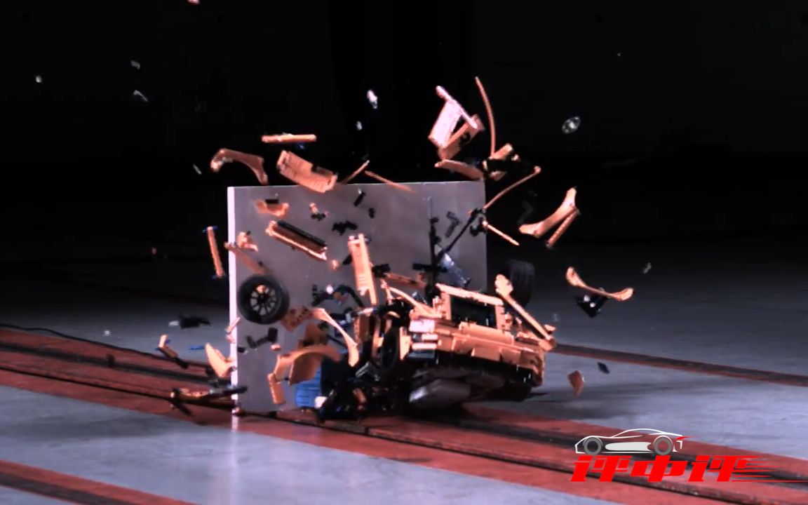 乐高版的碰撞测试你们见过吗?911 GT3 RS竟然“不合格”