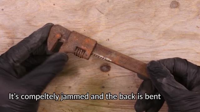 像管子钳一样的活扳手,这是什么年代的产物,第一次见