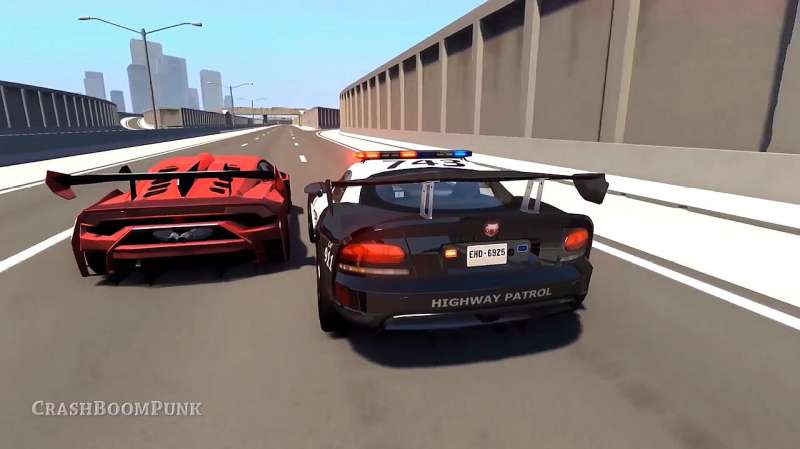 车祸模拟器:这位警察叔叔闯大祸了,把一辆兰博基尼撞报废了