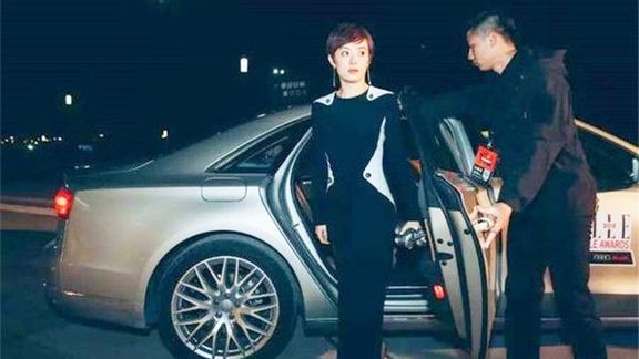 继范冰冰后,又一对人气明星被爆偷税漏税,网友愤怒:一查到底