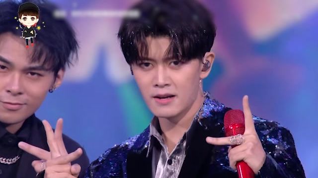 #任嘉伦新歌seeya #舞台混剪宝藏男孩国超冲冲冲