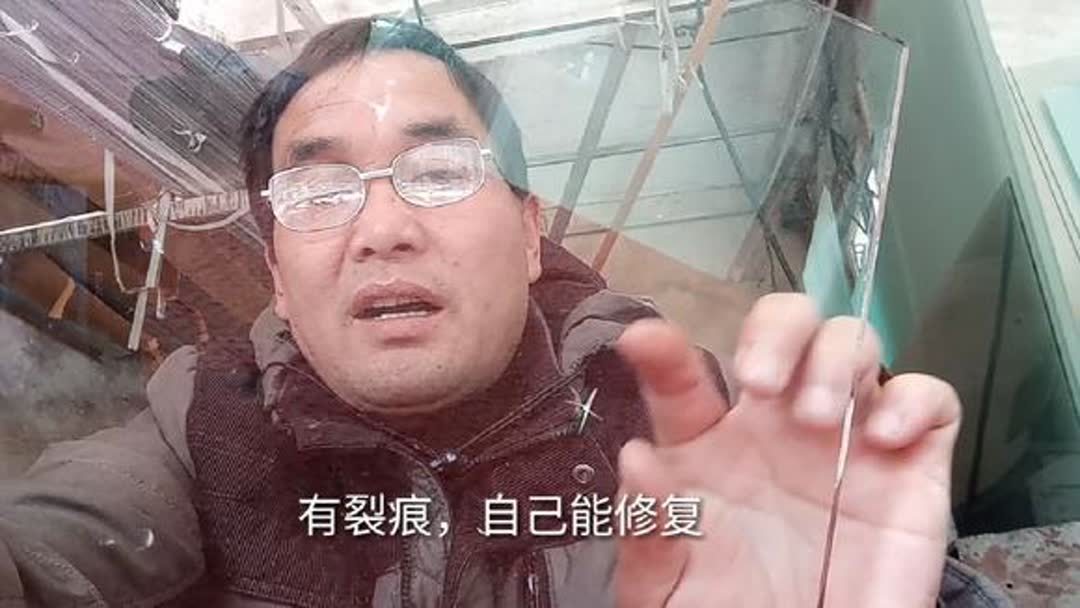 家里的玻璃有裂痕坏了怎么办？师傅教您完美修复，能省不少钱