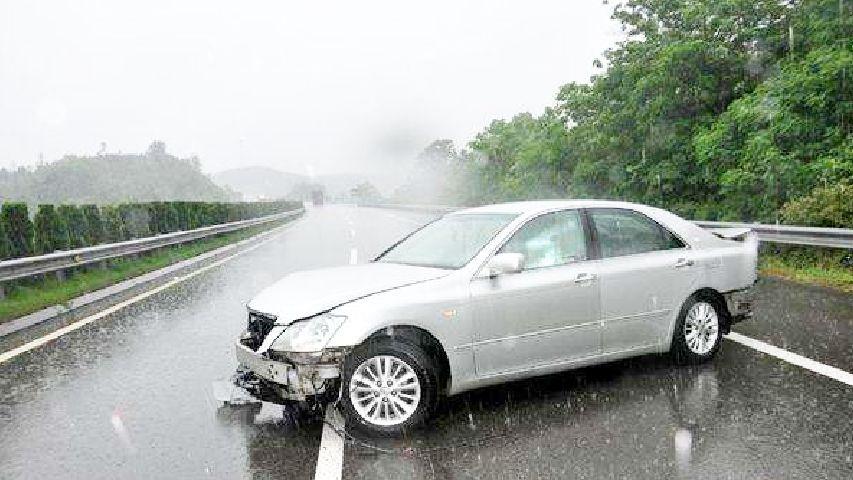 雨天开车之前注意这6点,这才是安全秘籍,学会绝对不吃亏