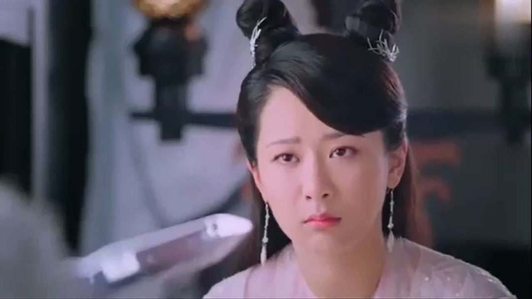 《天乩之白蛇传说》杨紫初化人形就卖萌,任嘉伦完全没辙太可爱了