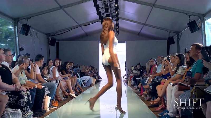 时尚秀:模特身材真好,丰满的身材,太迷人了!