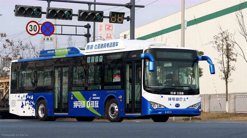 国内售价220万,国外售价超过400万,比亚迪K9可以说是国货的骄傲