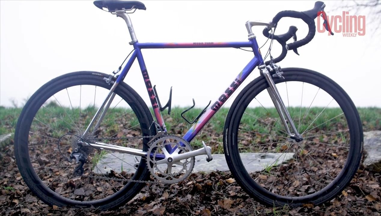 为什么我放弃了我的超级自行车,选择了这辆 1980 年代的钢架公路...