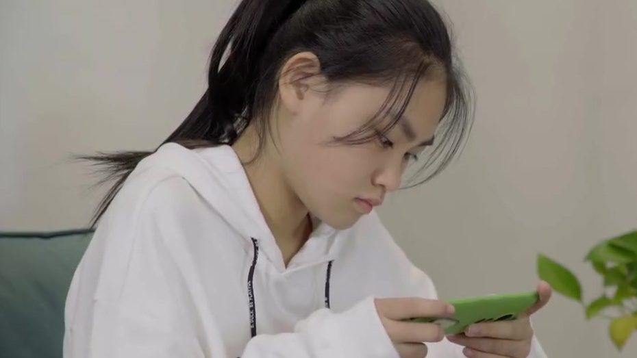 【反电信网络诈骗系列微视频06:“天王”的小粉丝】