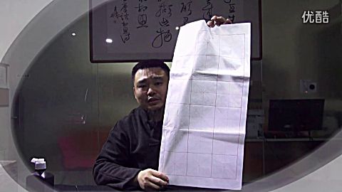 鲜云老师介绍特制毛笔并演示用法