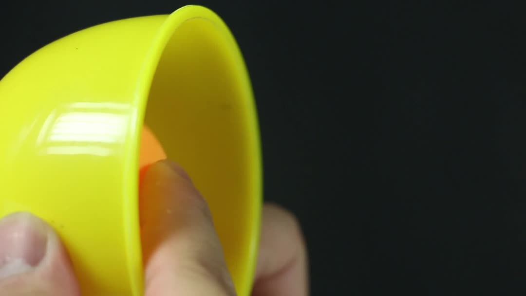 没有胶水,乒乓球为何会被死死“粘”在漏斗上!