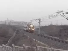 单轨铁路拍车记2:HXD3C T267/T270(火车集13)