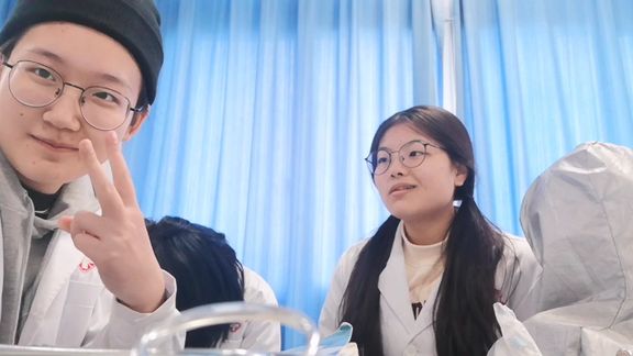 一天的实训课,又累又快乐,室友表情太搞笑了吧!