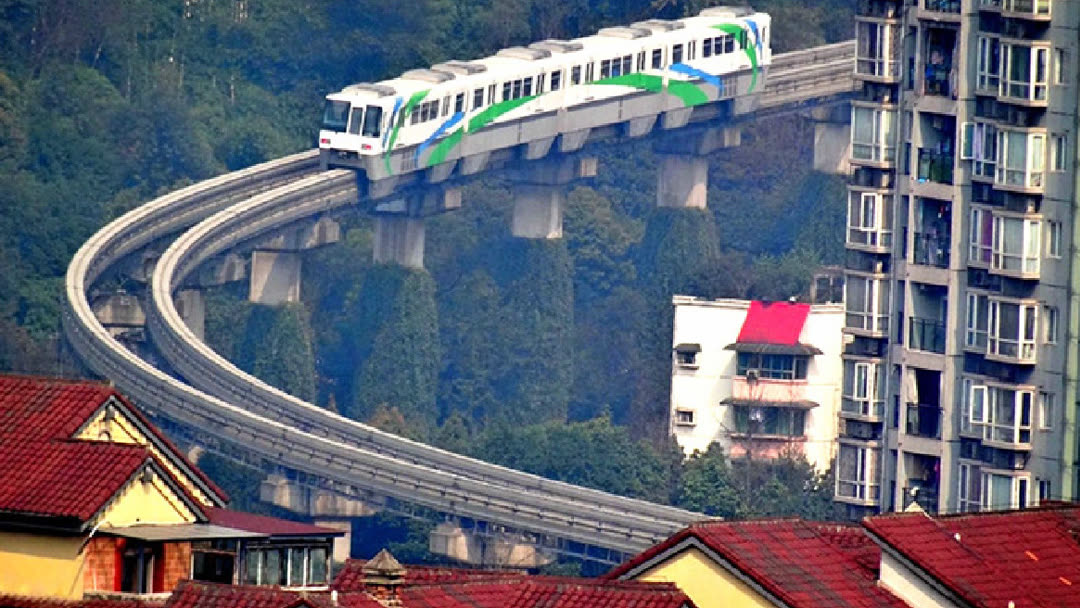 重庆轻轨为什么会成为抖音届的网红,知道真相的我,惊呆了