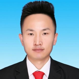 小哥哥在等你 