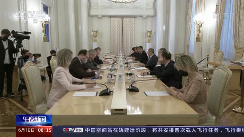 [午夜新闻]俄罗斯 俄罗斯外长表示 俄罗斯和白俄罗斯将联手应对西方施压