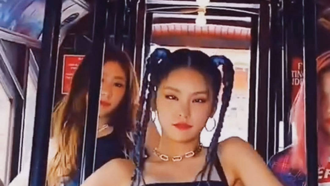 ITZY黄礼志 这姑娘真是又美又酷还那么有特色 怪不得这么火