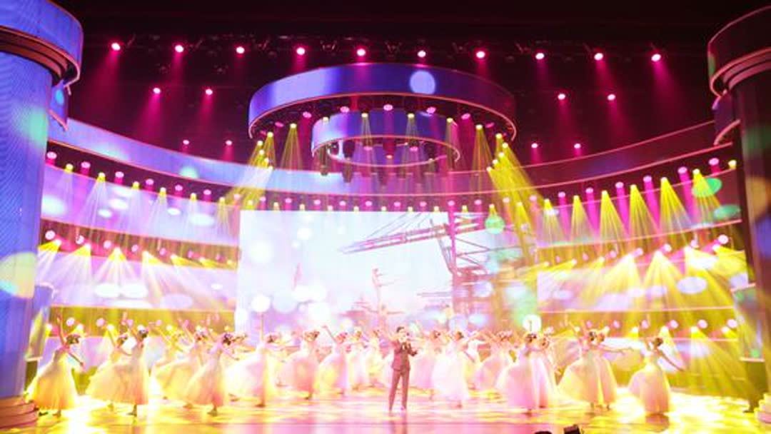 大连金普新区春晚听说央视的灯光舞美老设计,确实好看呀,赞