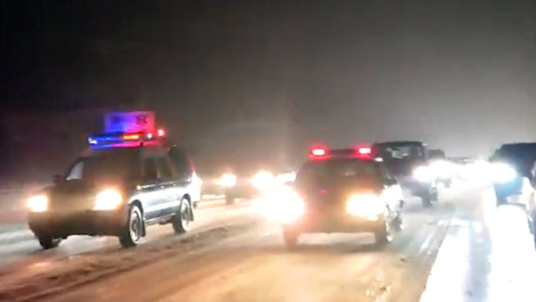 2名警察死亡!湖南警察押解犯人遇车祸 致2名警察1名犯人死亡