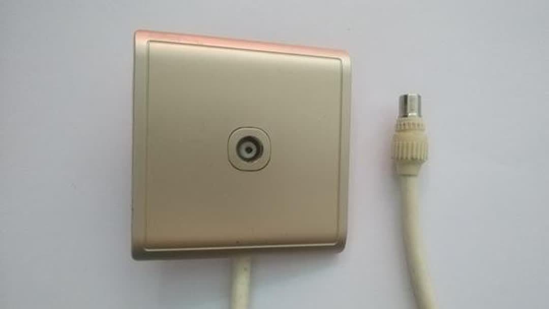 电视信号不好看不清楚,是插头和插座没接好,教你正确的接线方法