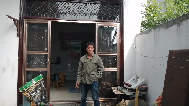 农村搭彩钢瓦,现在多少钱一平方?听刚搭完彩钢瓦的大叔咋说