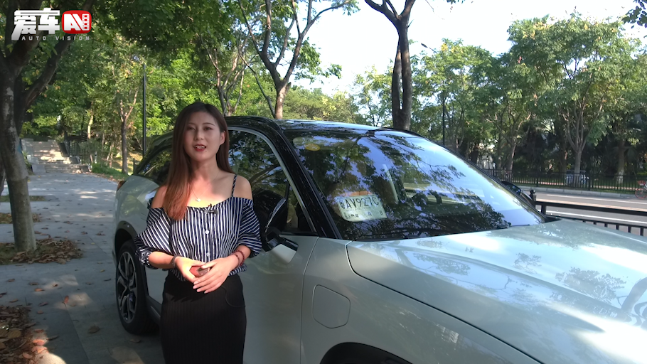 蔚来ES8换电只要3分钟,充电桩的价值在这里