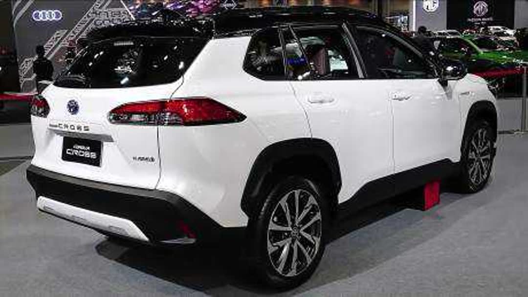 12万!丰田卡罗拉版SUV来了,比奔驰GLA亮眼,本田XRV又一劲敌