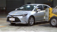 低速碰撞维修成本较高!2019款广汽丰田雷凌最新碰撞测试出炉