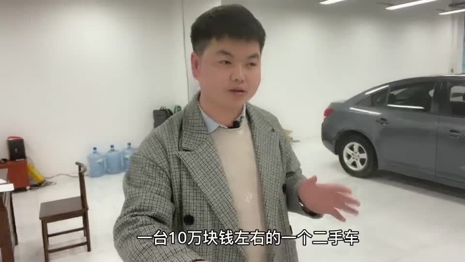 一台十万左右的二手车能亏多少钱?这台帕萨特卖的心寒不收大众了
