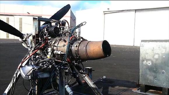 启动TPE331涡桨发动机,功率超过1000轴马力,加大油门感受一下