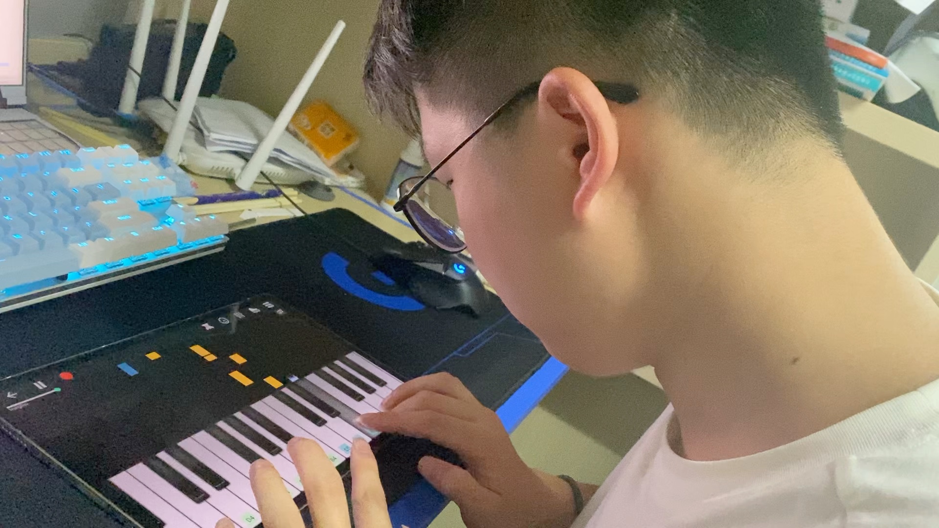 安徽邮电职业技术学院21城市轨道交通通信技术一班CG210141