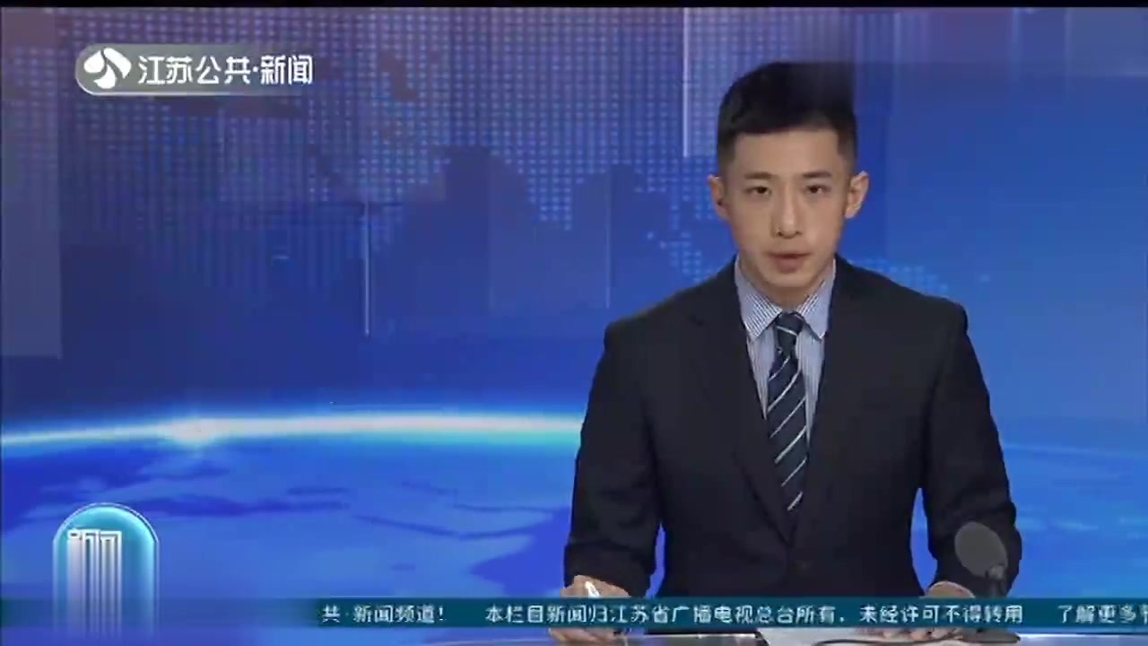 沪苏湖铁路江苏段首跨连续梁合龙,施工人员雪夜奋战,只为加快进度