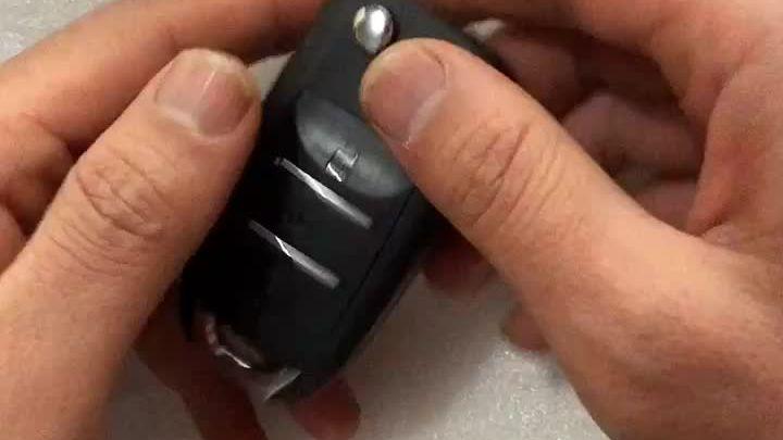 长安欧尚折叠钥匙更换汽车遥控器电池