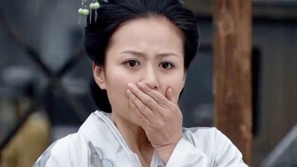 俩人长得一模一样,日本女人认出鬼子丈夫,却故意认错丈夫!