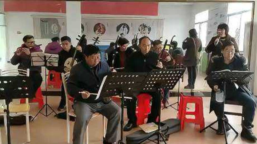 弦乐器合奏,美女老师唱,合作完美!