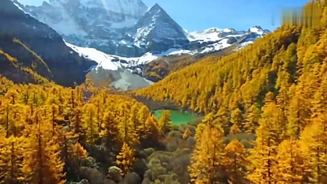 2017年稻城亚丁景区宣传片